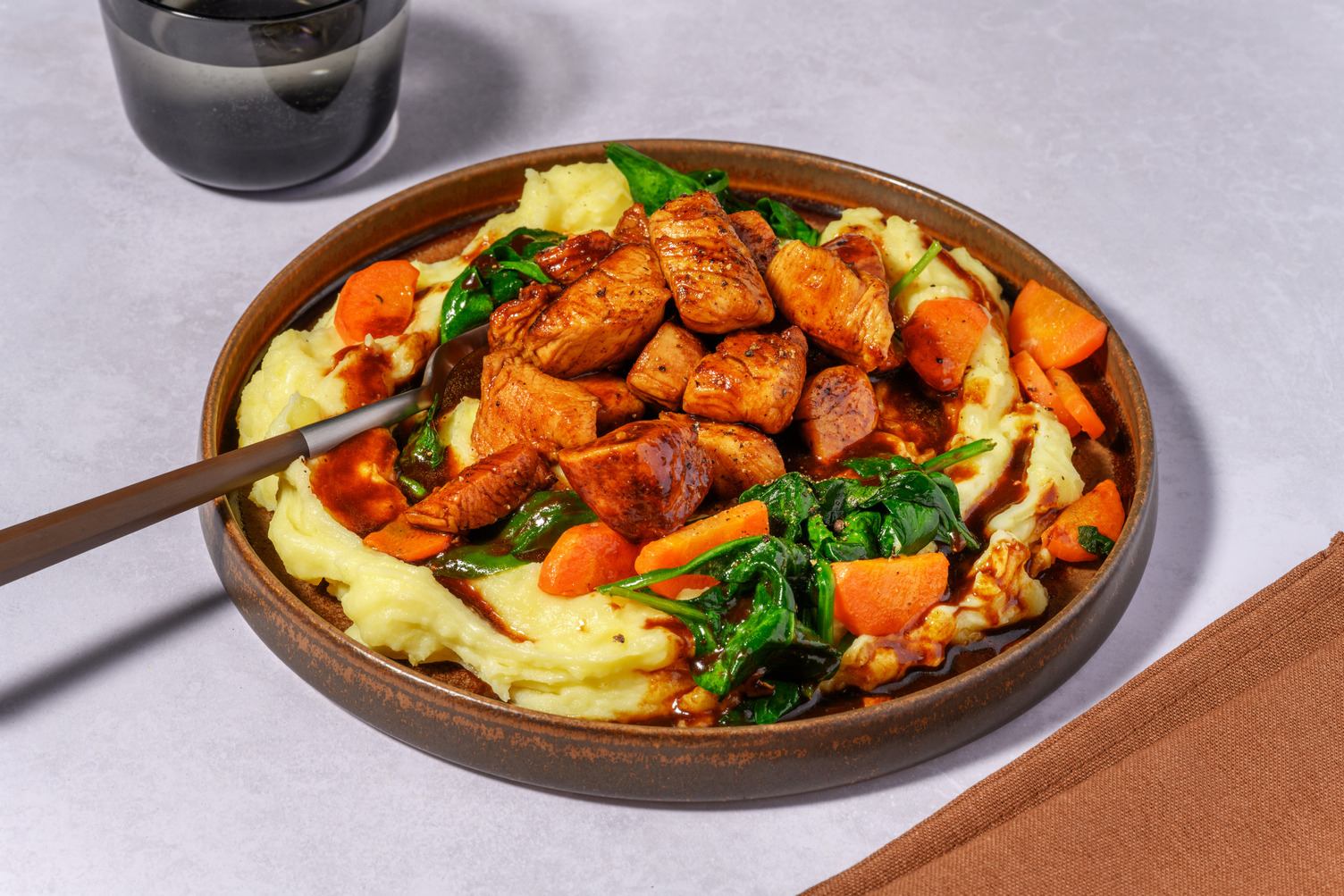 Smokey Gravy Chicken & Cheesy Mash Recipe | HelloFresh