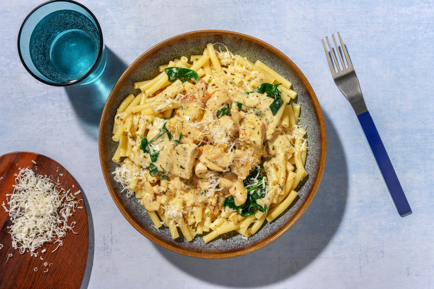 Macaroni sauce avoine, dinde & épinards Recette | HelloFresh