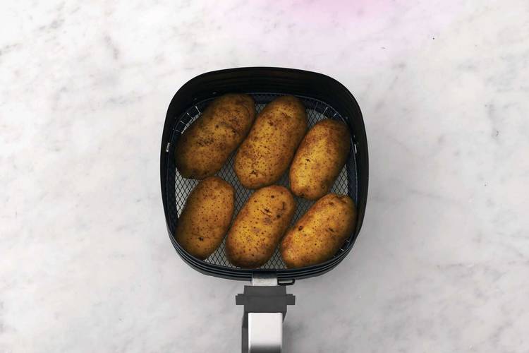 Cheat’s Spiced Bean Jacket Potatoes Recipe | HelloFresh