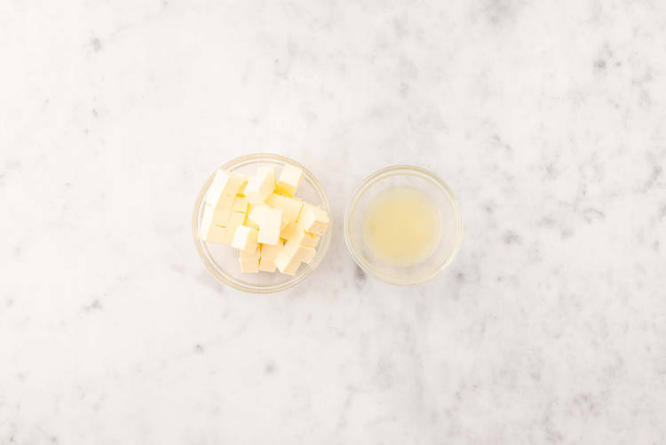 Moederdagcake met blauwe bessen Recept | HelloFresh