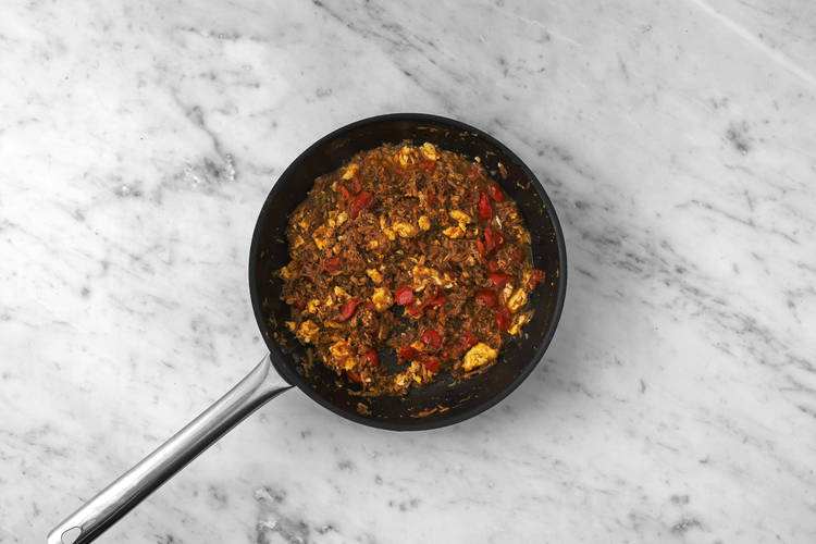 Chinesische Wok-Pfanne mit Hackfleisch Rezept | HelloFresh