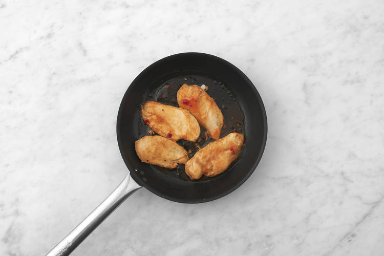 Sweet 'n Sticky Soy Beef Recipe | HelloFresh